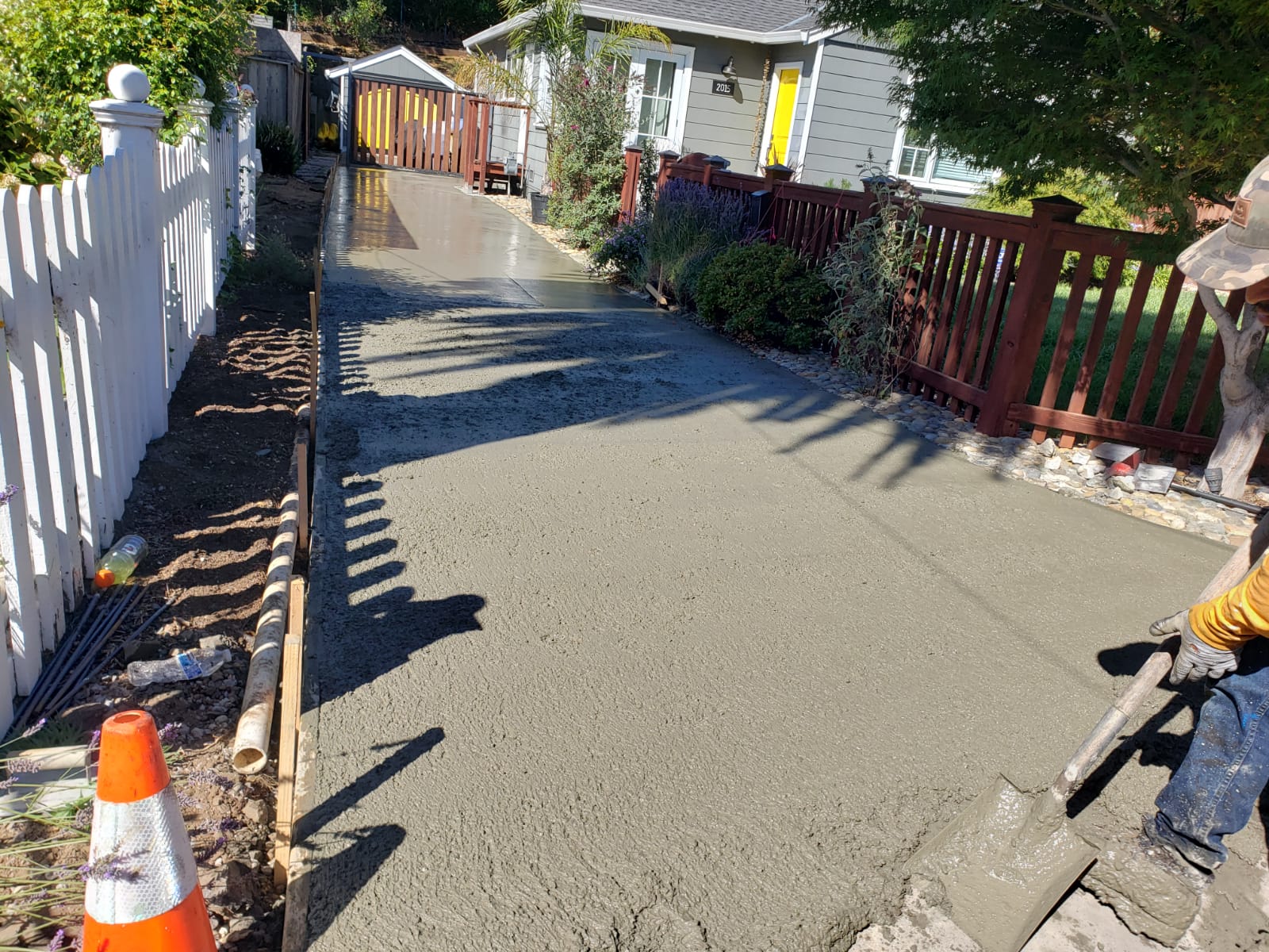 How to Pave a Driveway: A Comprehensive Guide for Homeowners - We Love ...