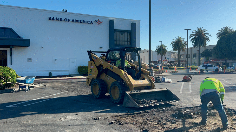 How to Calculate the Spread Rate of Asphalt?